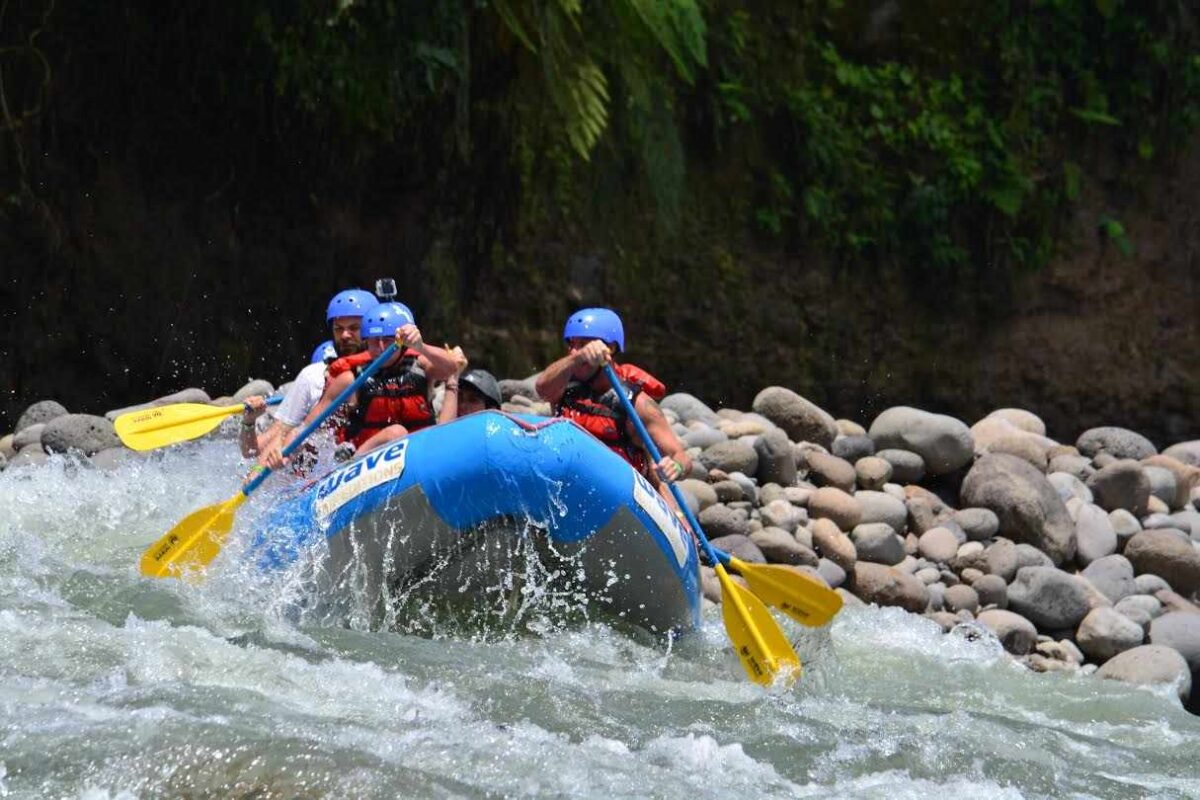 White Water Rafting Costa Rica - Real Deal Tours Sarapiqui River Rafting