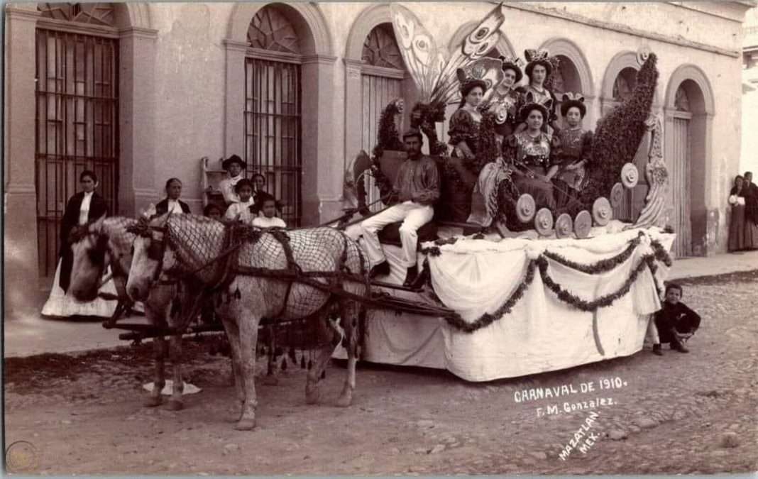 Carnival in Mazatlan Mexico | Real Deal Tours Mexico Travel Blog